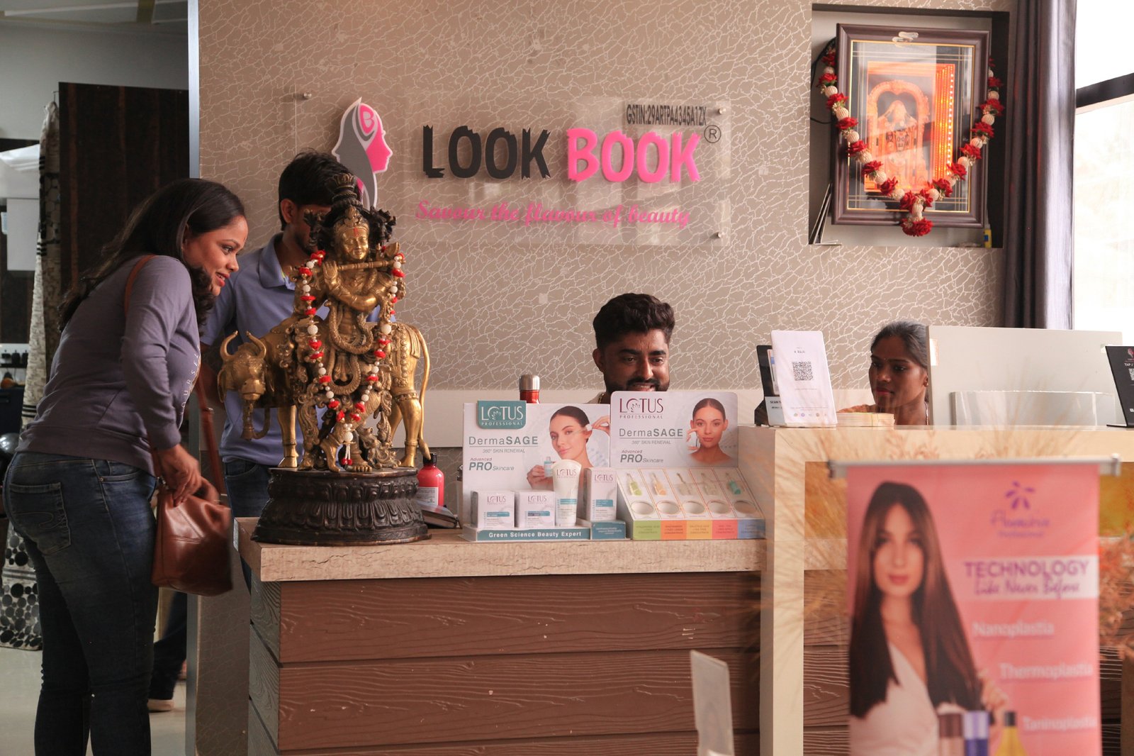 Discover Your True Beauty at Look Book Salon and Academy - Lookbook ...